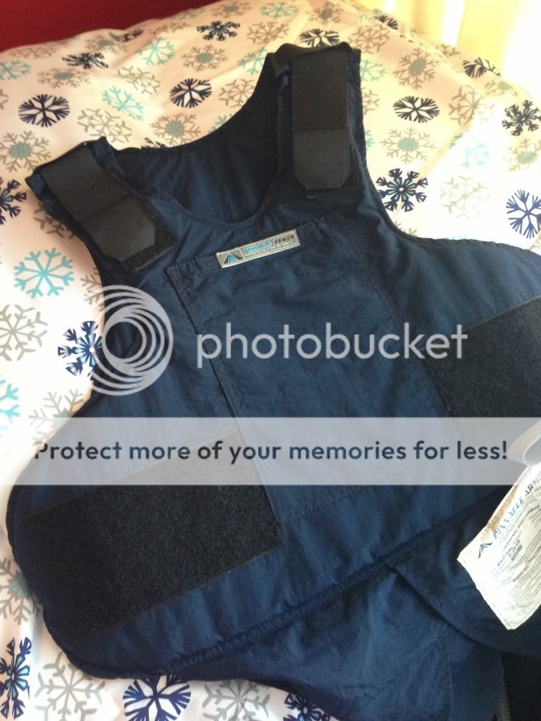 WTS: NEW M/L San Diego Style Pinnacle Concealed Body Armor from Makers ...